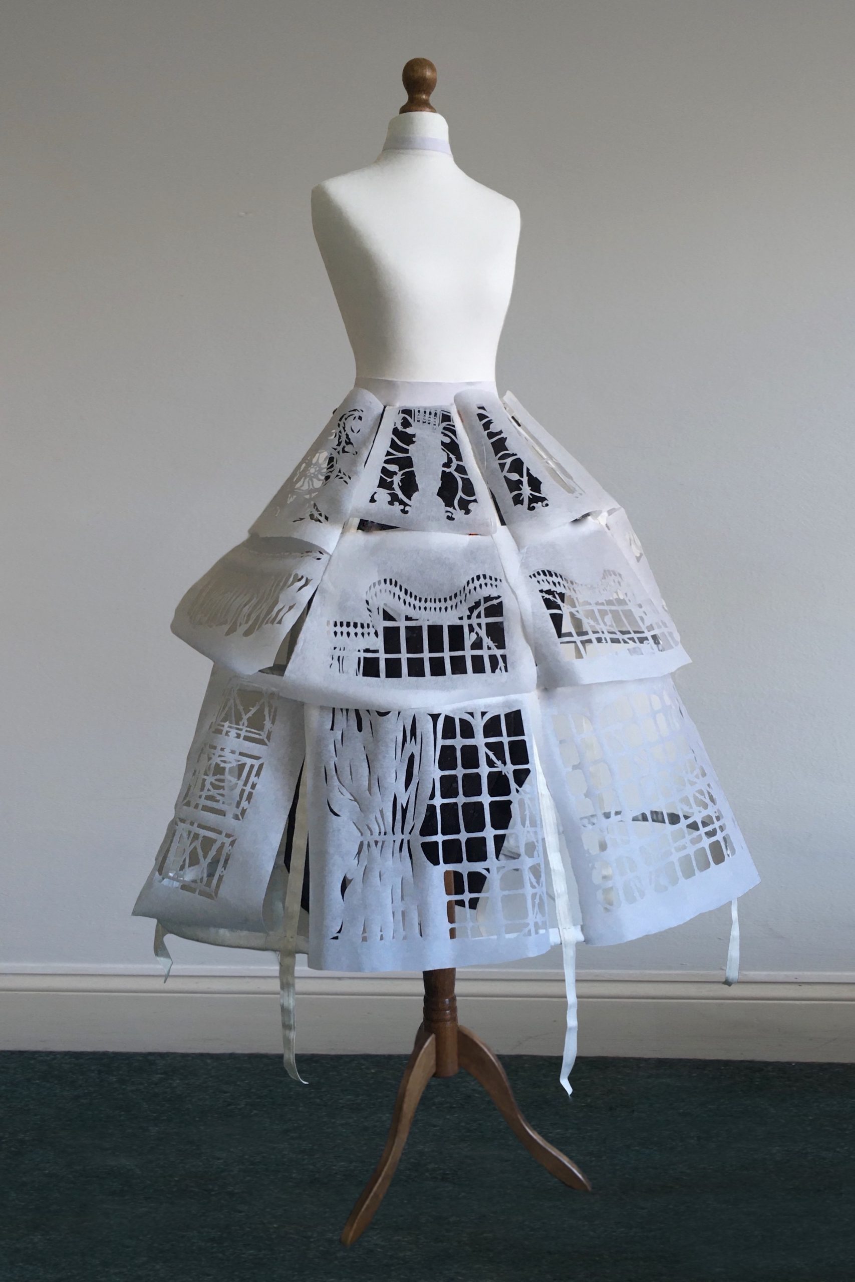 Fine Artist and Singer-Songwriter Chloe Wing talks about new art ...