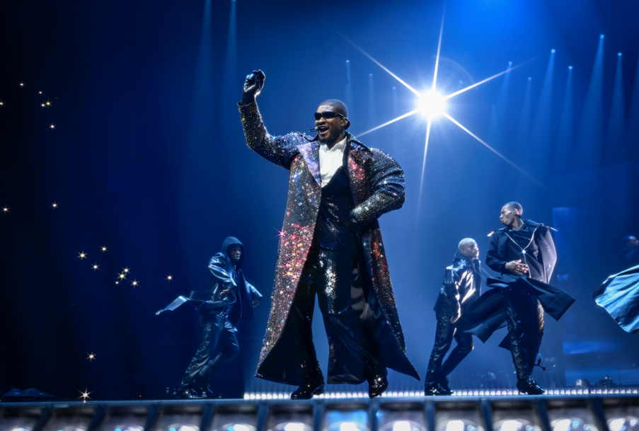 Global Icon Usher kicks off the first night of his ‘Past Present Future ...